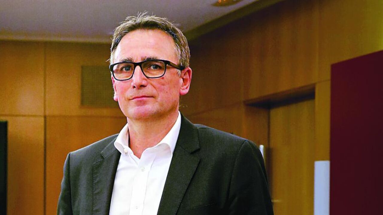 Luc Debruyne: «Ante una epidemia todo el mundo quiere la vacuna para ...