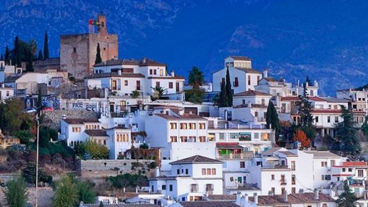 Bokep updte she possesses a tight body, playful, flirty