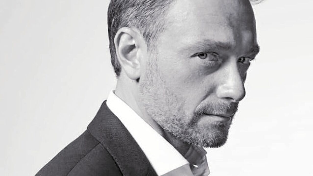 Christian Lindner: El Daniel Craig alemán y futuro socio de Merkel