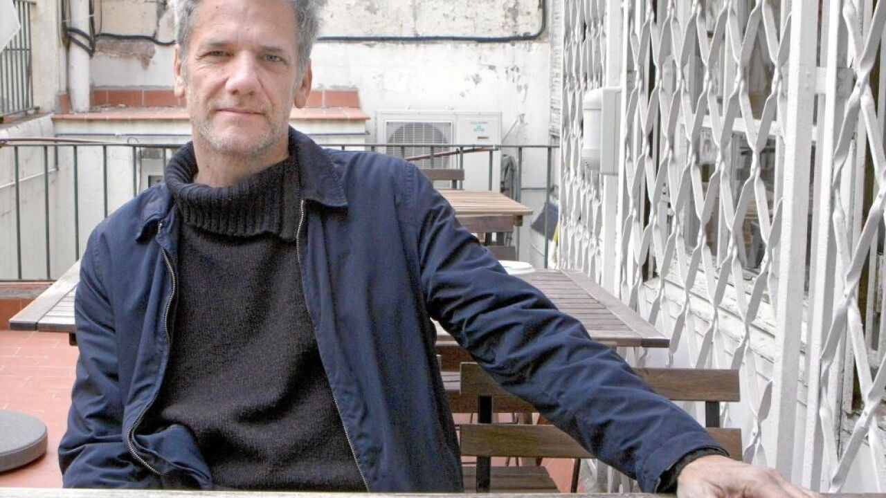 Alan Pauls hace del dinero el antihéroe de su última novela