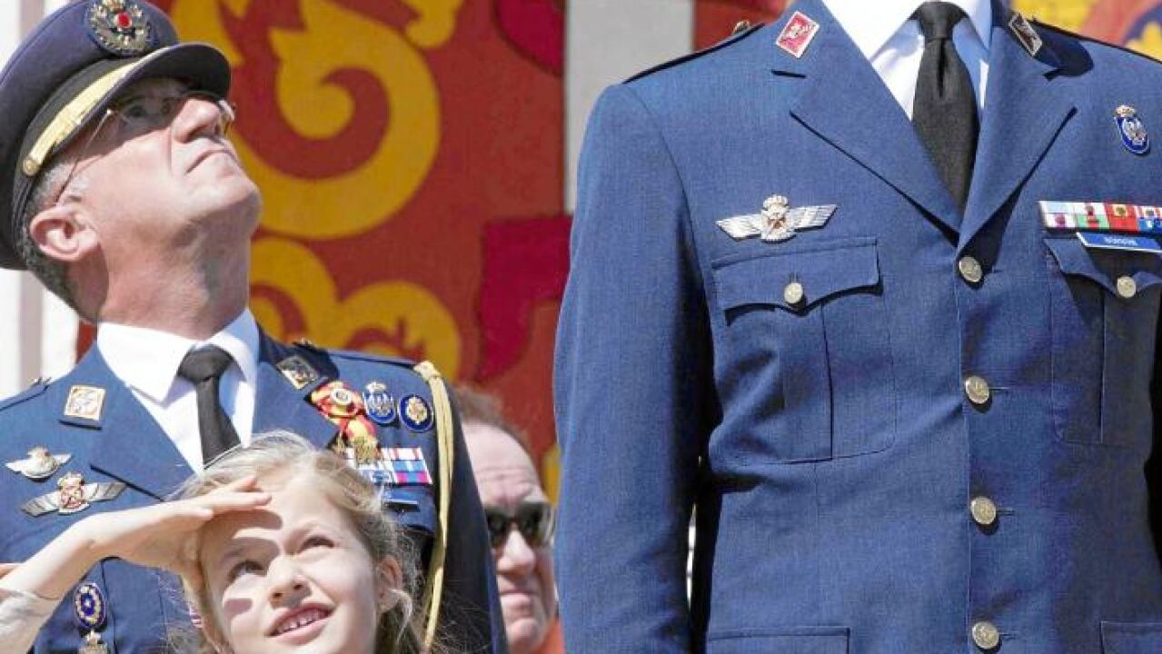 La formación militar de la «soldado Borbón»