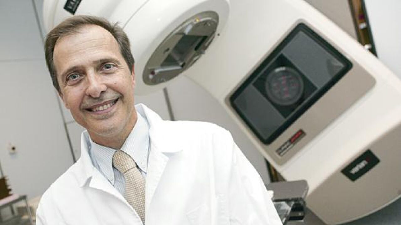 Dr Benjamín Guix: «Las mujeres previenen más los tumores»