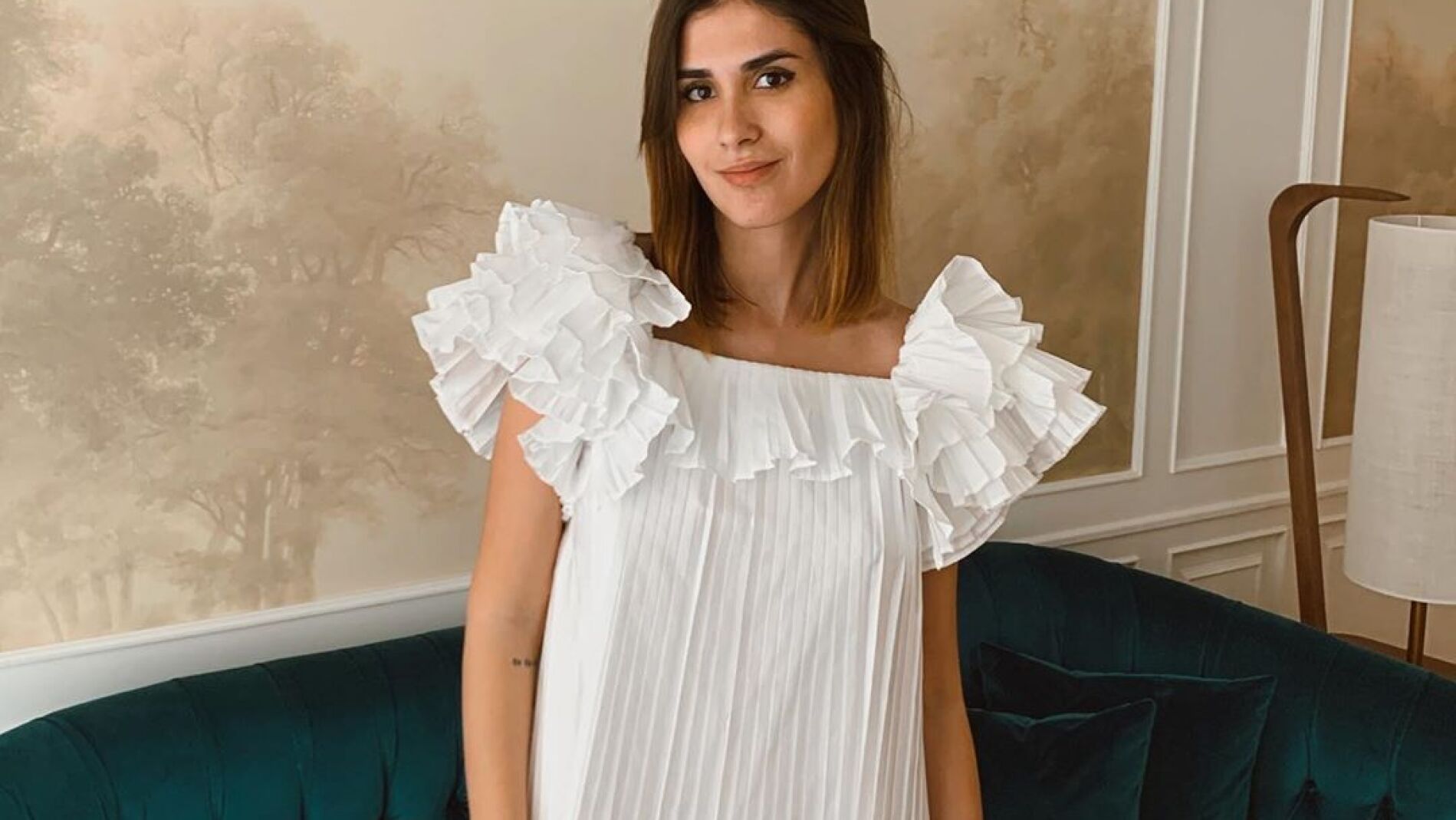 Mery Turiel también se ha enamorado del vestido blanco (de Zara) que no ...