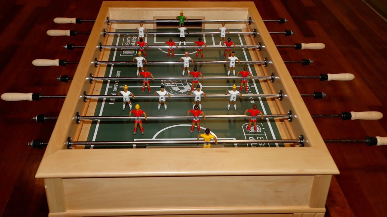 El futbolín, el juego que inventó un gallego que poca gente conoce
