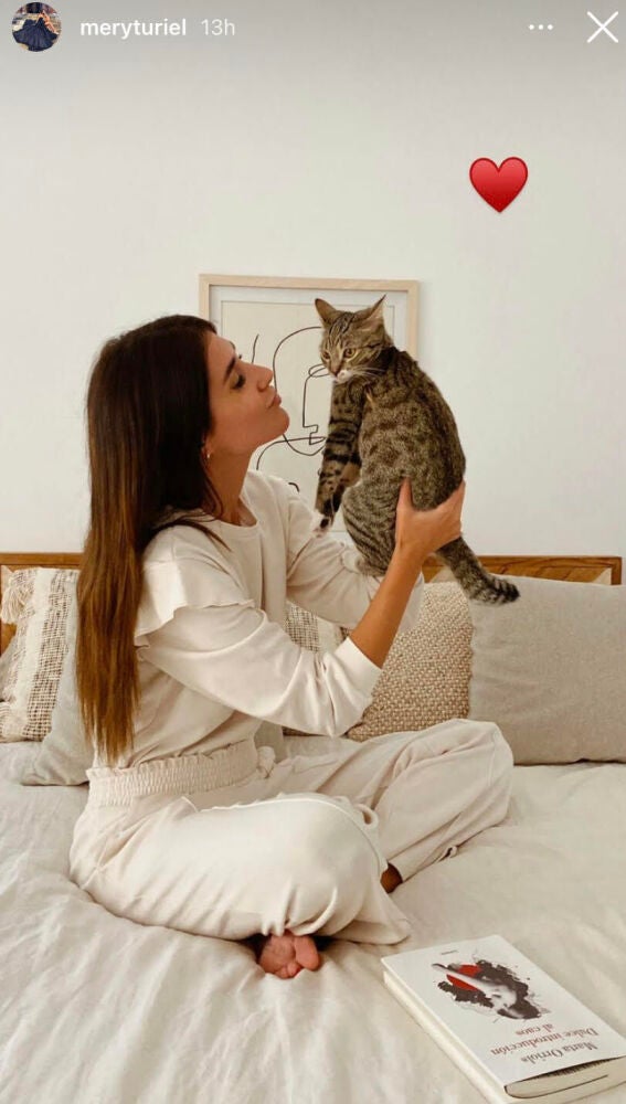 Mery Turiel tiene el pijama (que no lo parece) con el que puedes ...