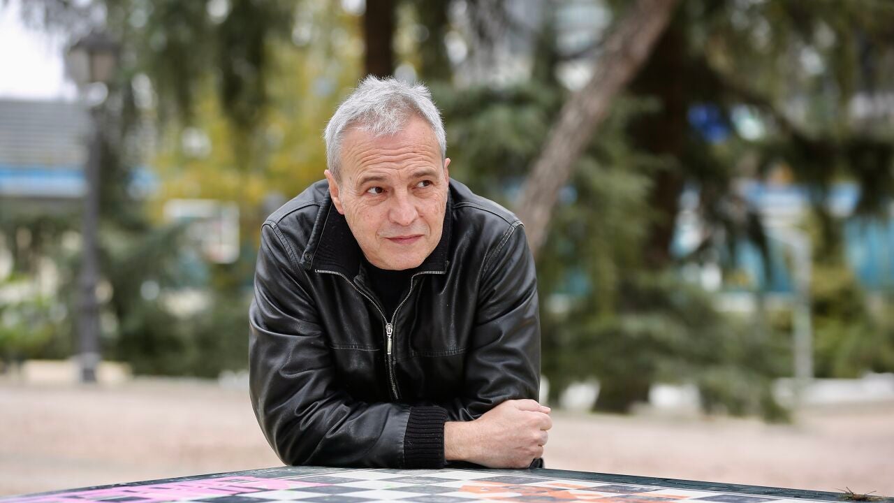 David Summers: cómo el sexo le salvó la vida y le dio dos mujeres y dos ...