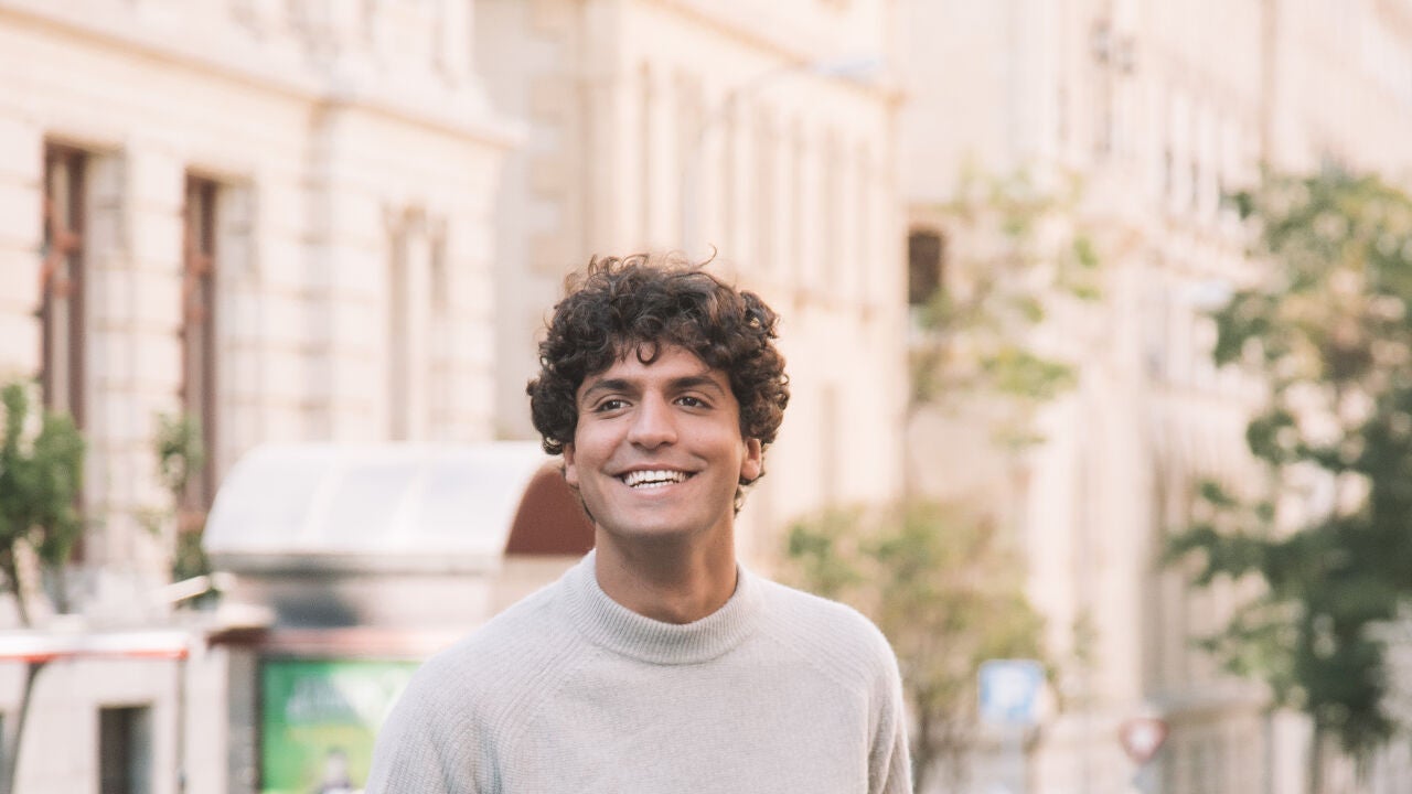 Tomás Páramo saca a hombros a su amigo Roca Rey en Valencia