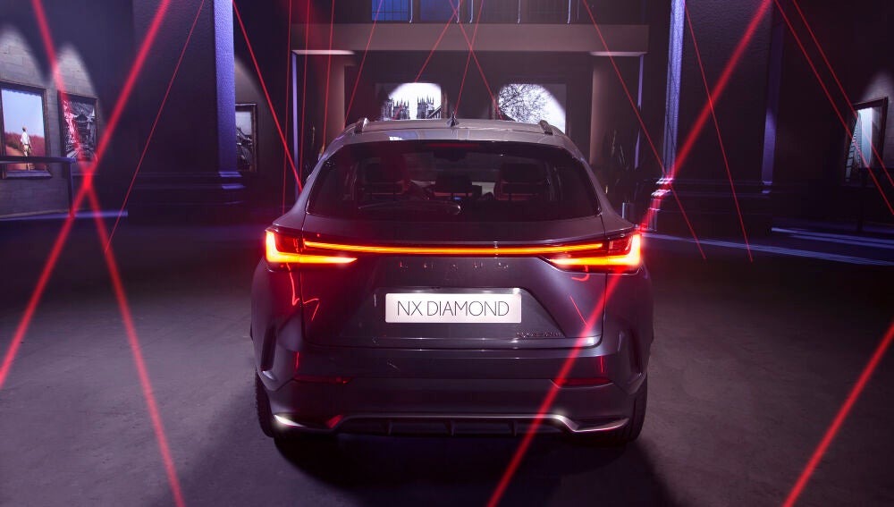 Lexus convierte el nuevo NX en un “Diamante”