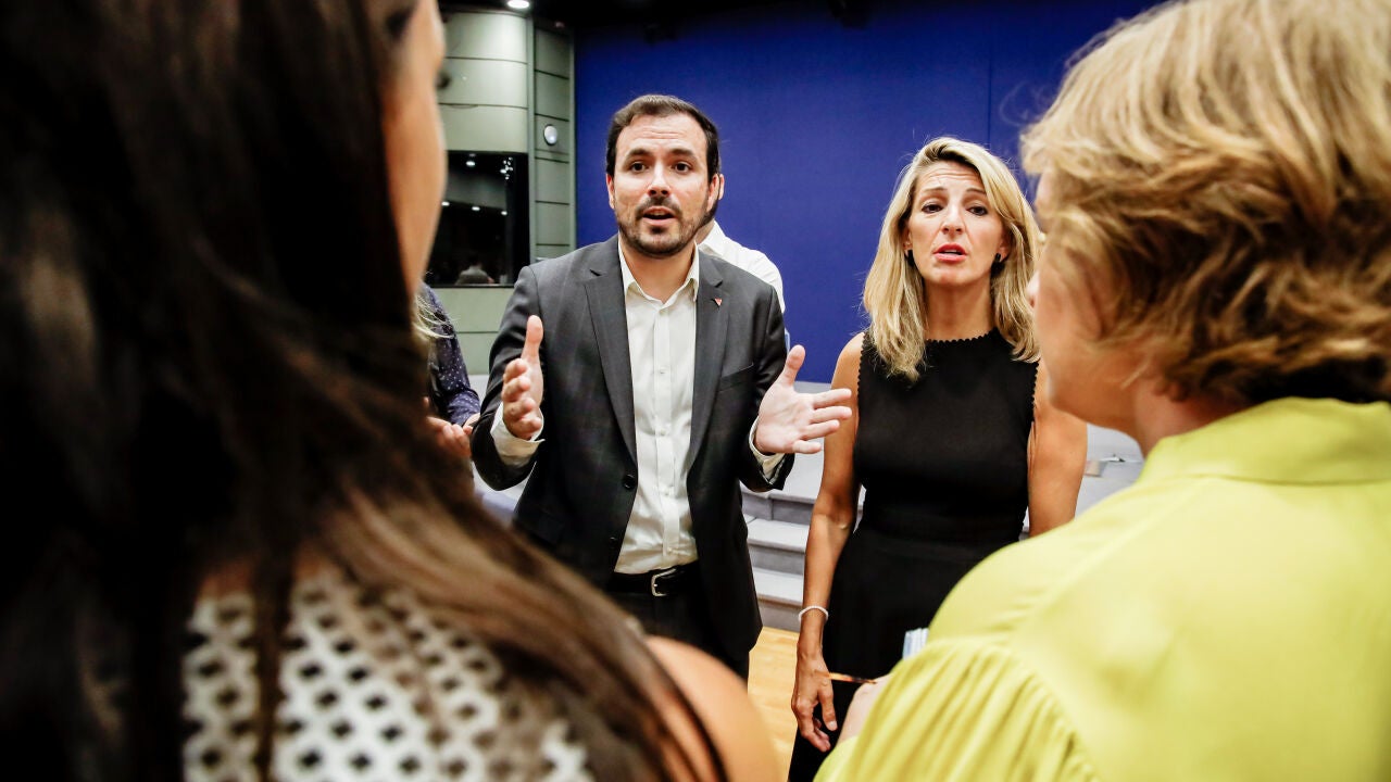 IU appelle à des primaires et à un "front large" pour éviter le pouvoir ...