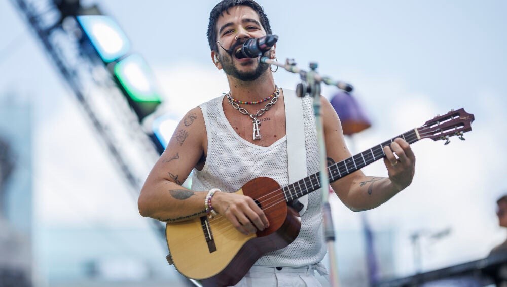 Las espectaculares imágenes del concierto de Camilo que colapsó el ...