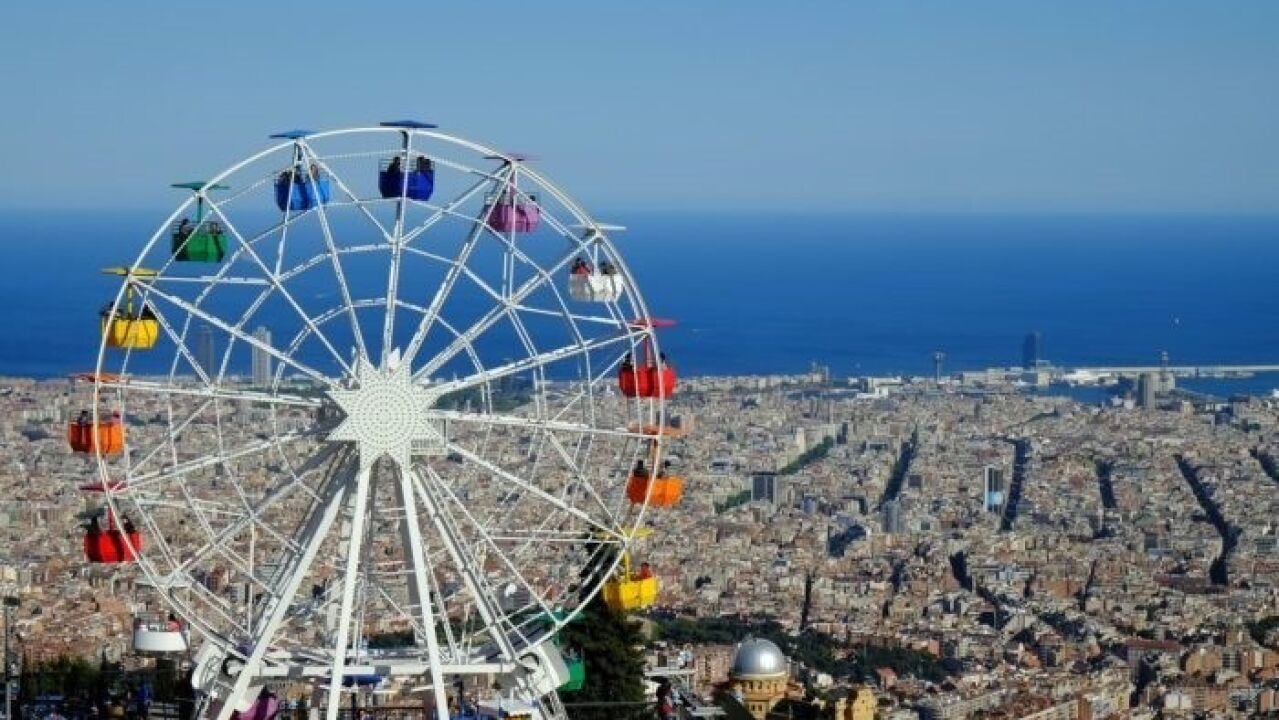 Así se convirtió un barrio para ricos de Barcelona en un gran parque de ...