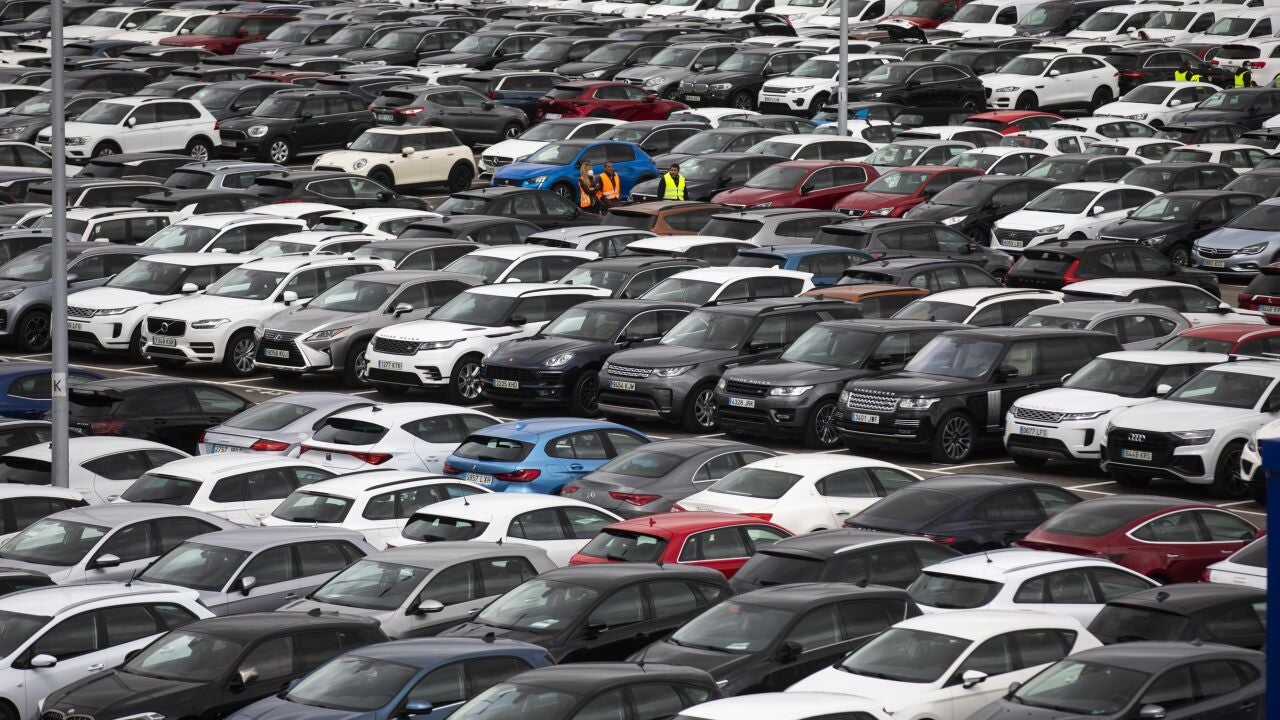 Sube el precio de los coches de ocasión y se venden cada vez más viejos