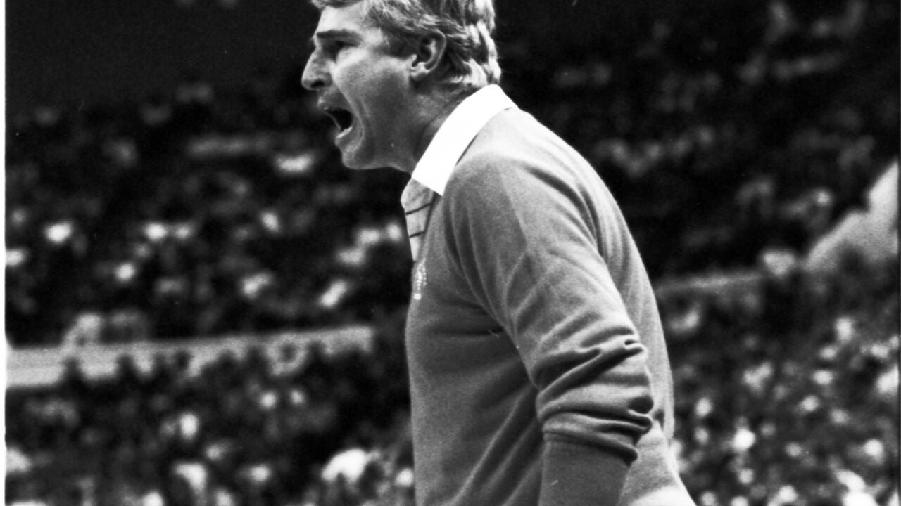 Muere Bobby Knight, legendario entrenador estadounidense y oro olímpico ...