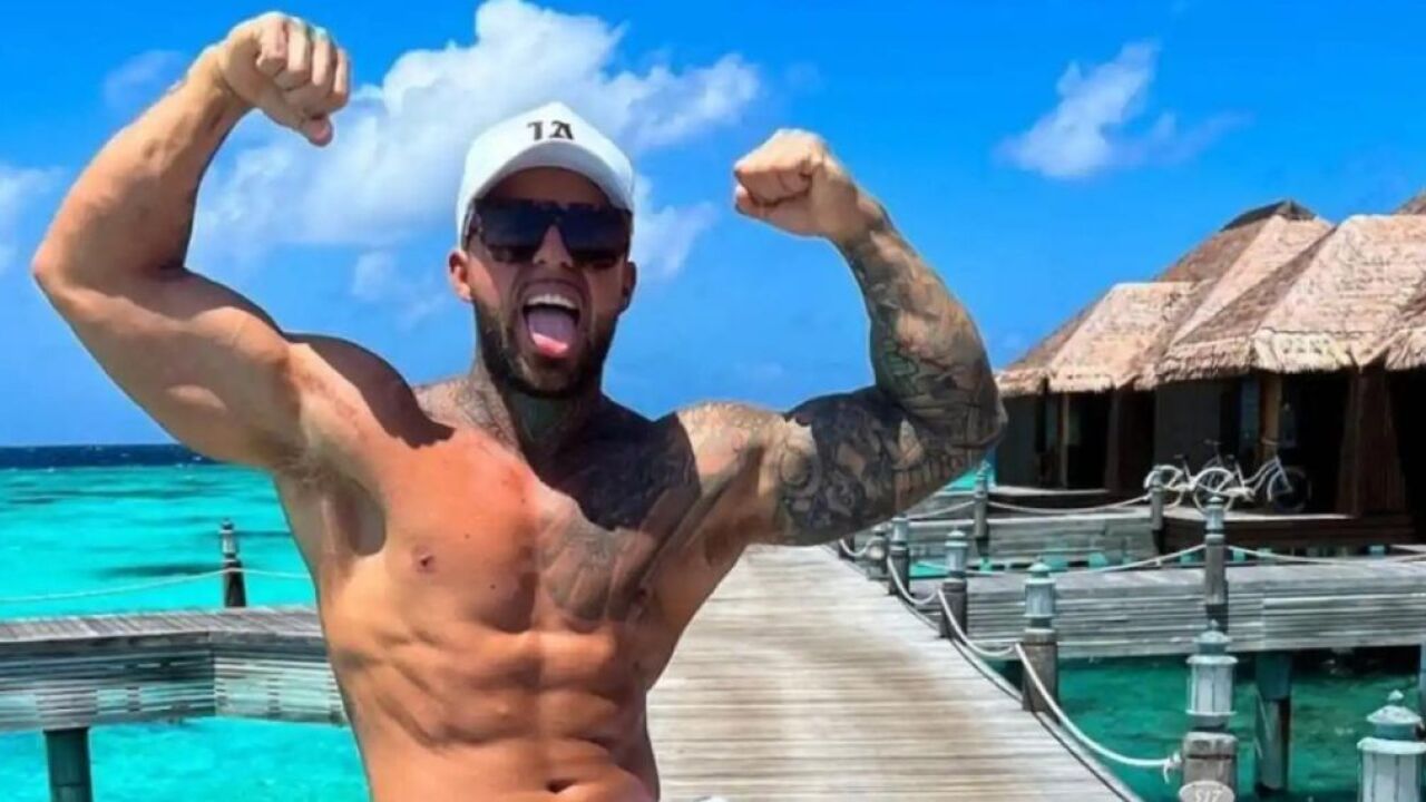 Se retira Amadeo Lladós, el "influencer" que se reía de los mileuristas