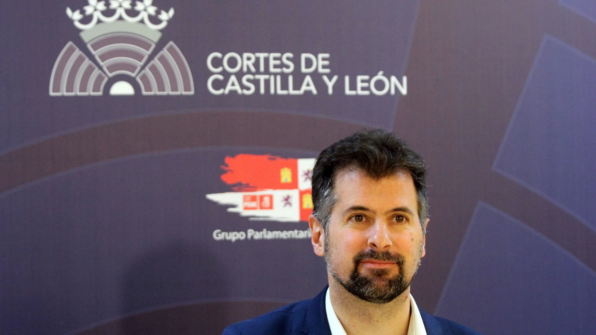 Tudanca reconoce “dudas” sobre la ley de amnistía pero apoya que se ... Tudanca reconoce “dudas” sobre la ley de amnistía pero apoya que se ...