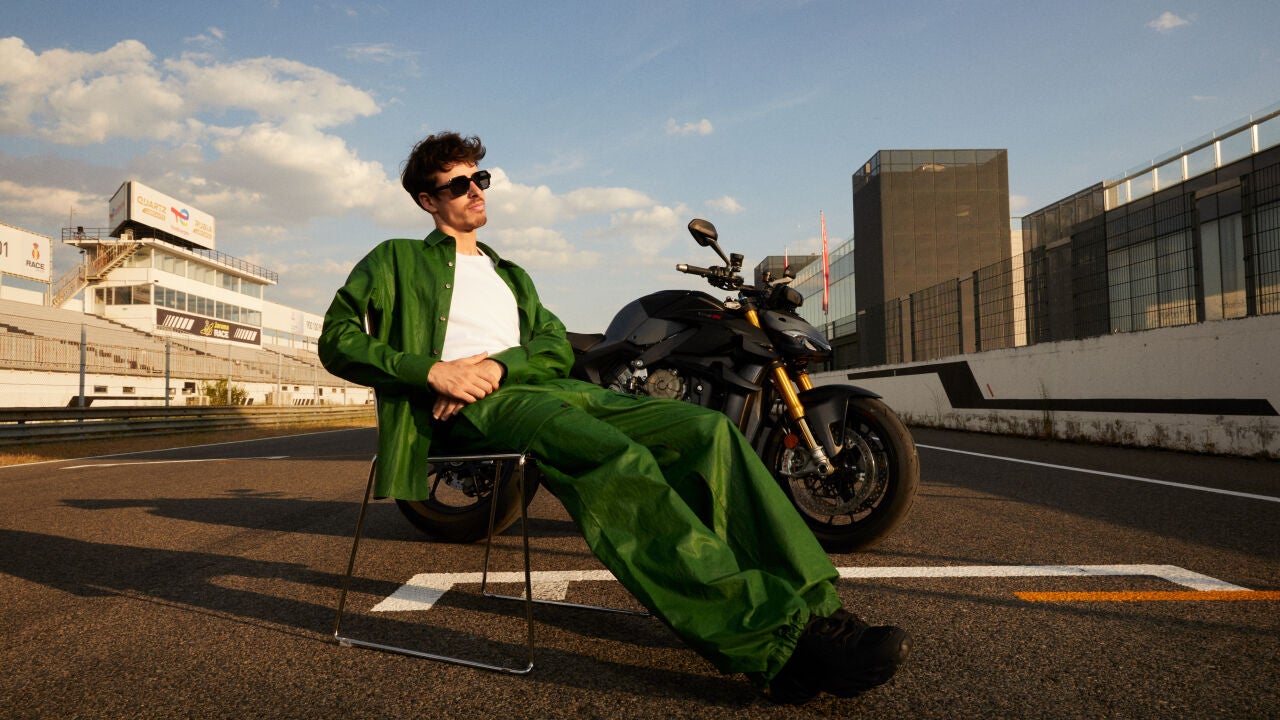 Hawkers y Alex Márquez presentan la colección ‘Recon Lap’ que va a ...