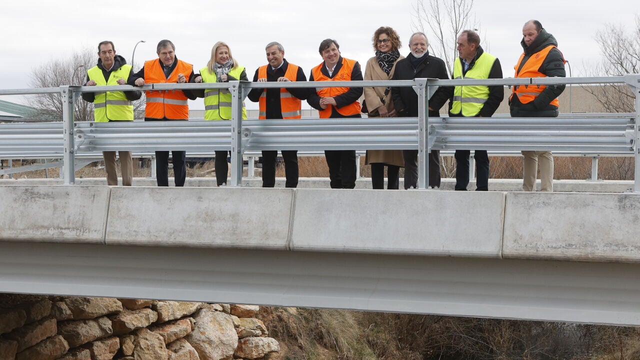 La Junta mejora la movilidad para conectar el medio rural