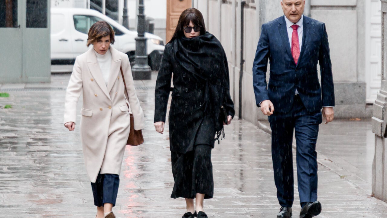 Quién es Jessica, la exnovia de Ábalos, que declara hoy en el Supremo ...