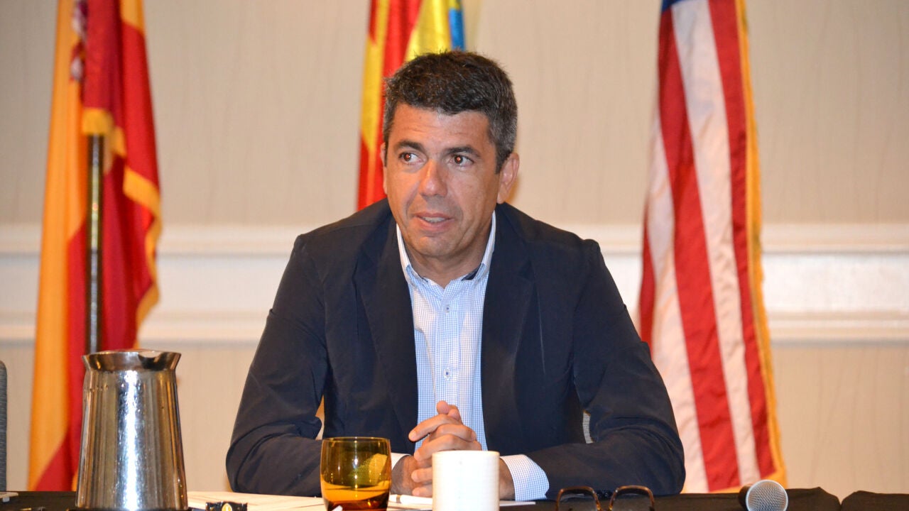 Mazón, a la velocidad de la luz