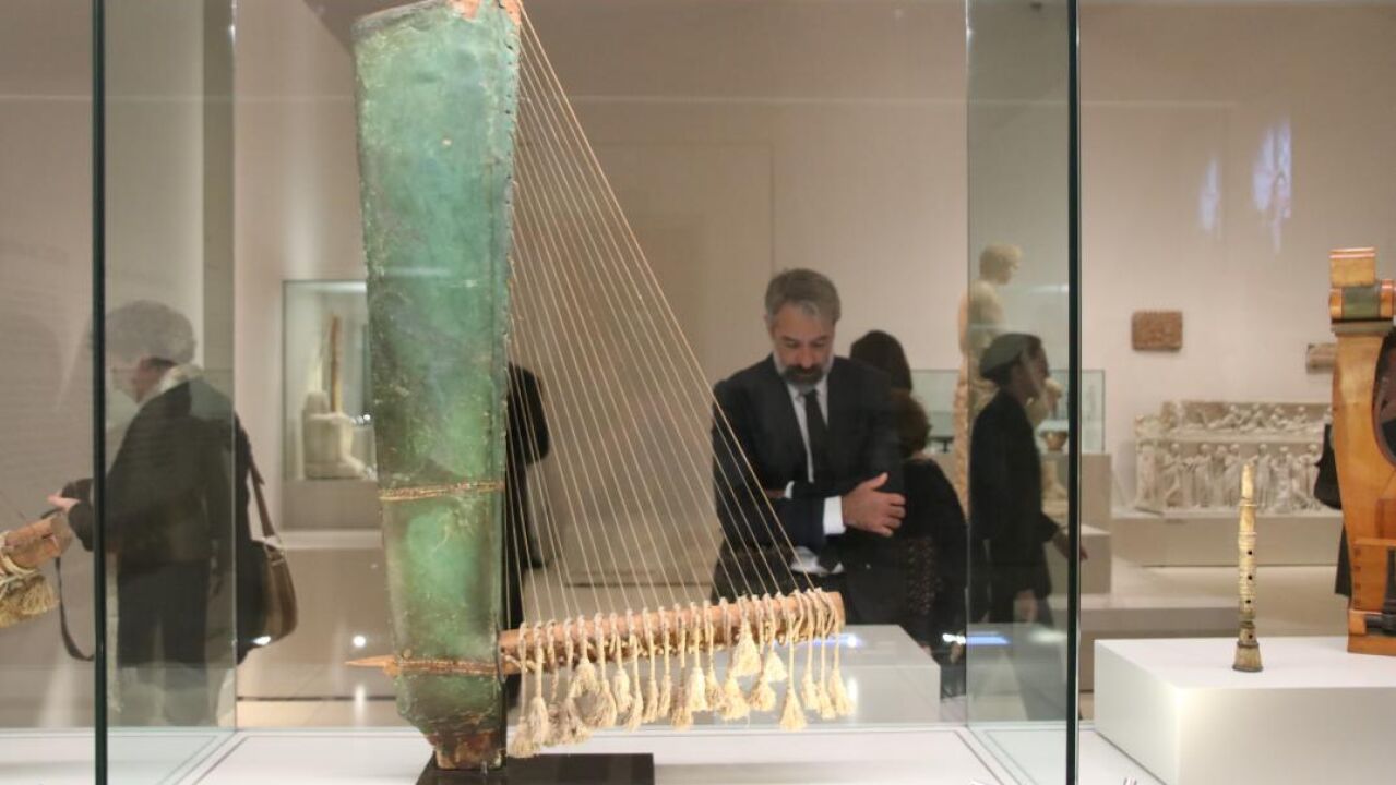 Así suena el himno de Ugarit