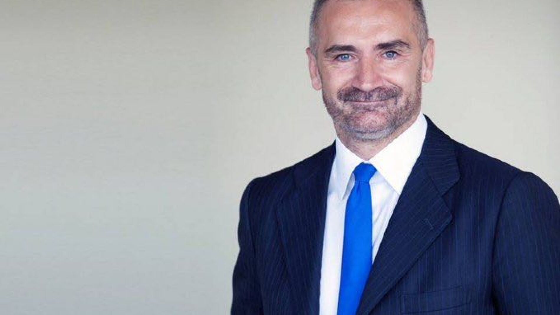 La Razón y el Corazón