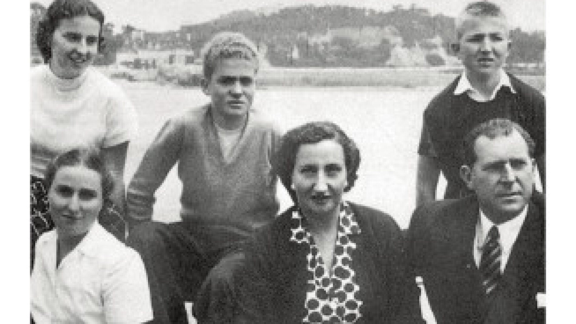 La Razon del Domingo 07-04-2013