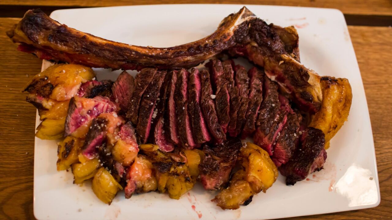 ¿Dónde comer el mejor chuletón de España?