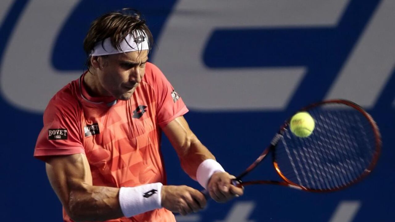 Ferrer pasa a semifinales en México