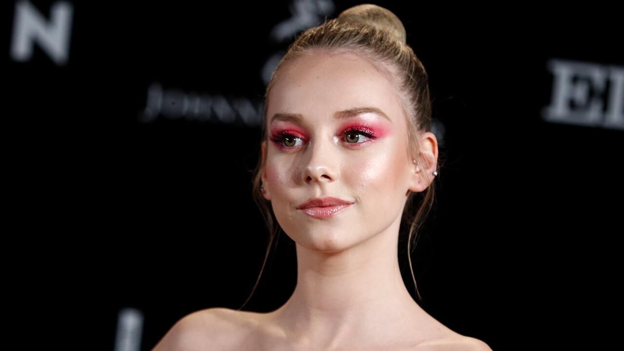 Ester Expósito tiene la sombra que hace tus ojos más verdes