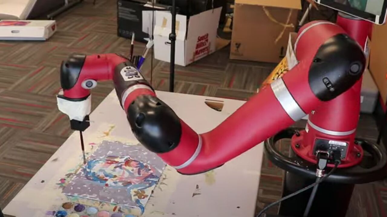 Este es el robot impulsado por la Inteligencia Artificial que pinta ...