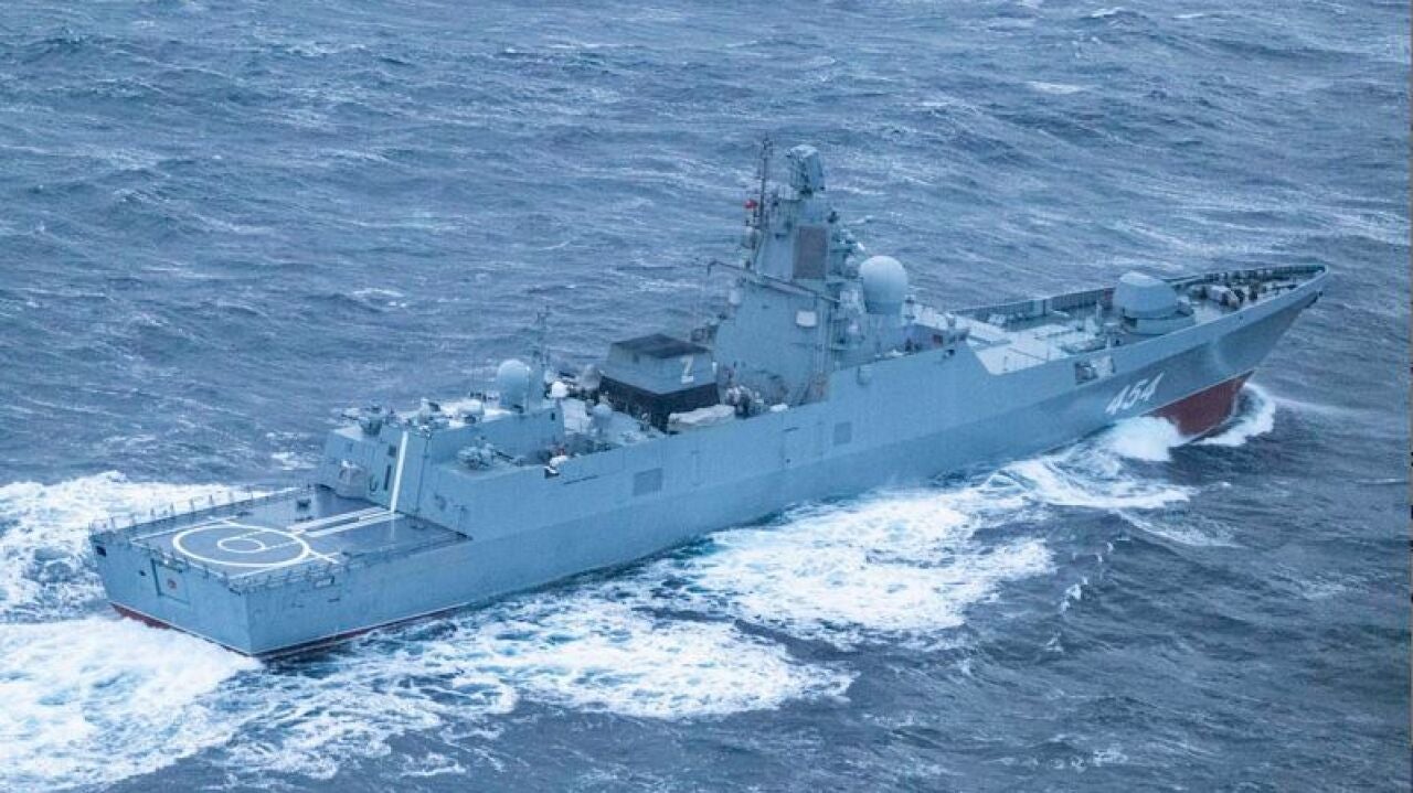 Barcos de guerra rusos hacen prácticas con misiles en el Atlántico ...