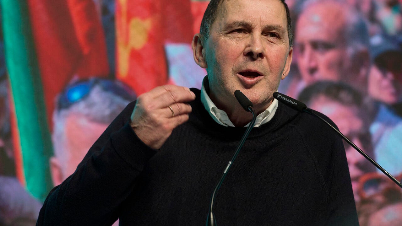 ETA ya NO existe. Franco y Jose Antonio, SÍ