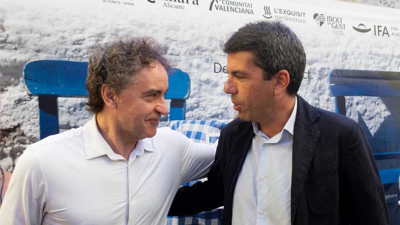 Carlos Mazón insiste a Colomer para que siga al frente de Turismo
