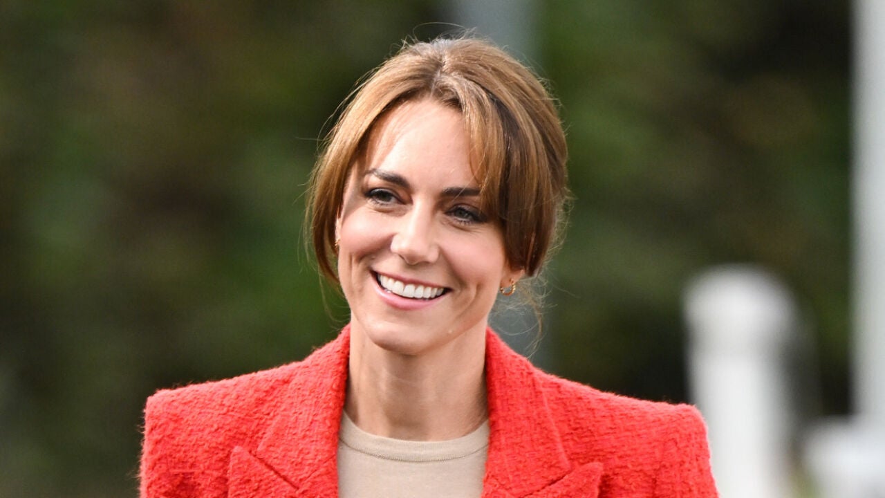Kate Middleton reaparece para tomar "fish & chips"