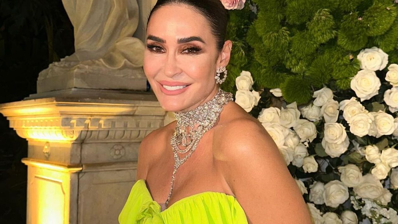 Vicky Martín Berrocal se corona como la invitada perfecta a todas las bodas y nos lo ha vuelto a ...