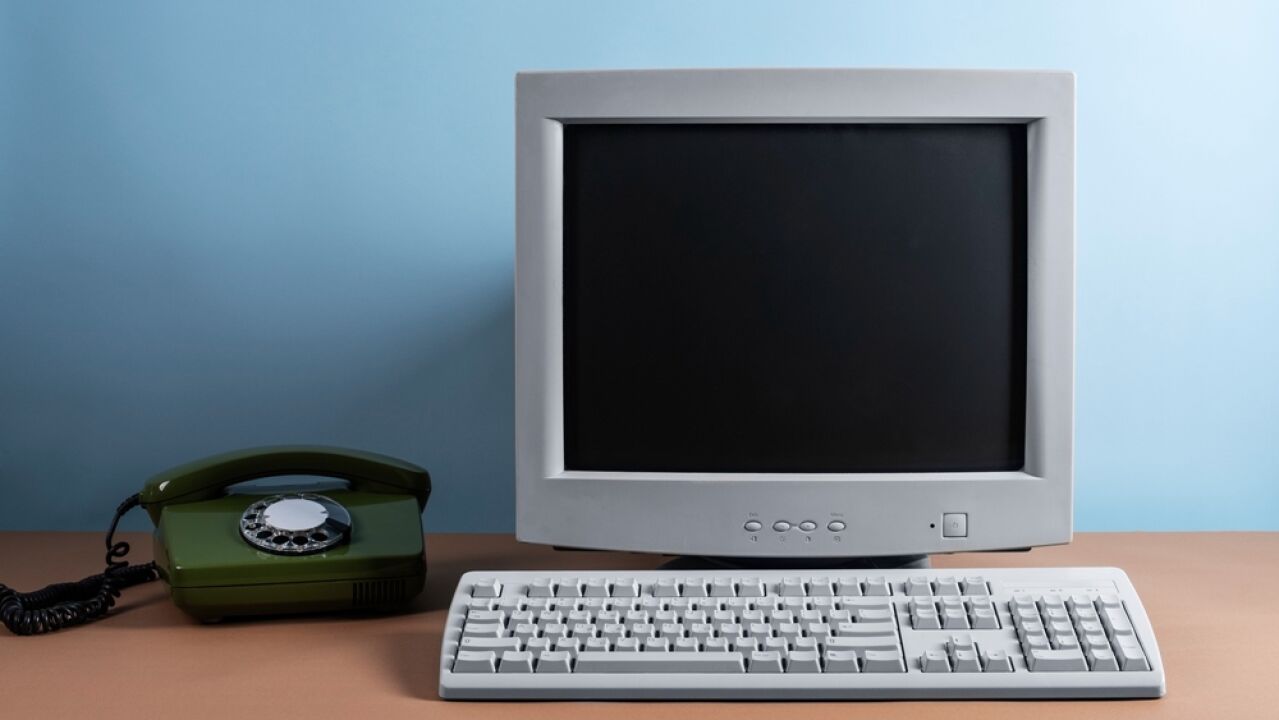 86-DOS, el sistema operativo que Microsoft compró por 50.000 dólares y ...