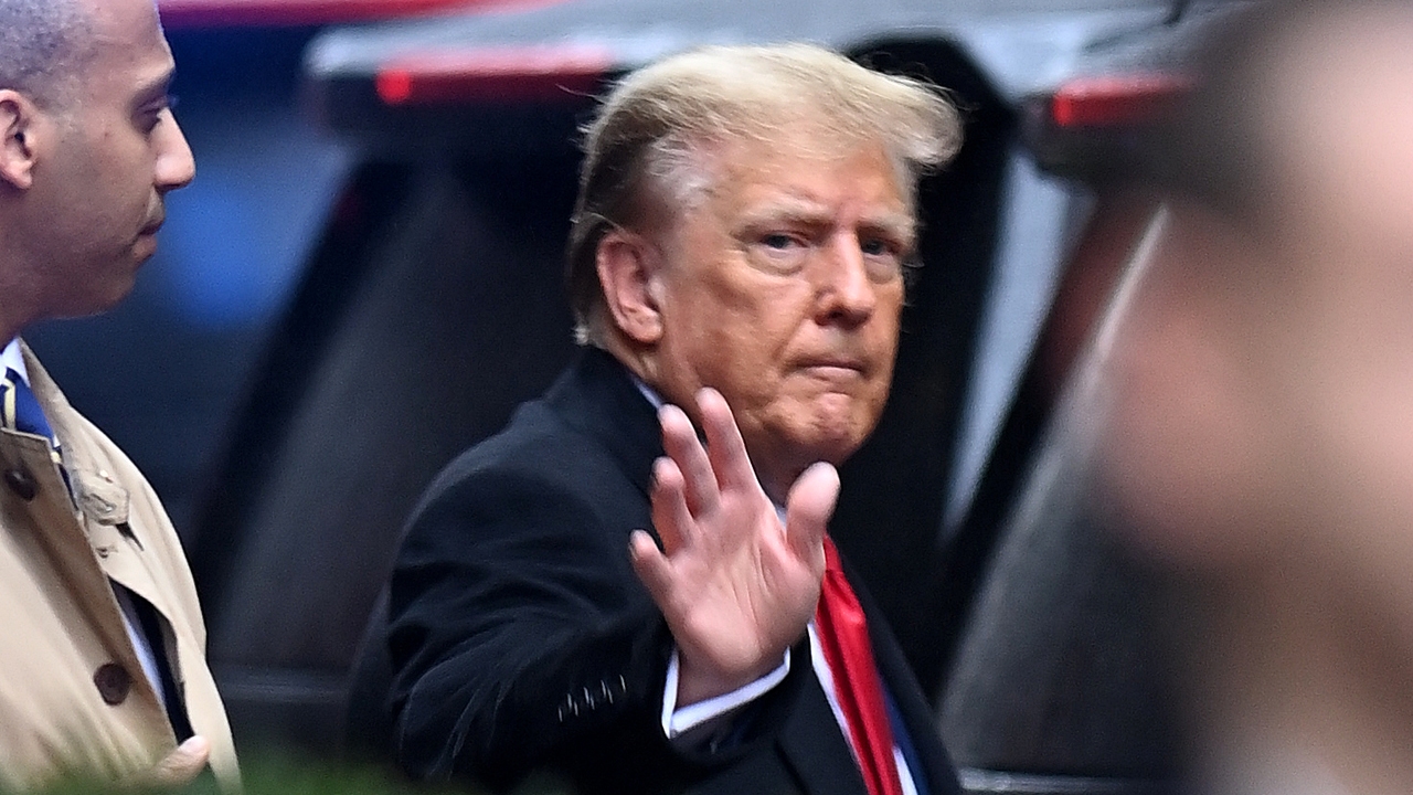 Trump Condenado A Pagar 83 3 Millones De Dólares A La Escritora E