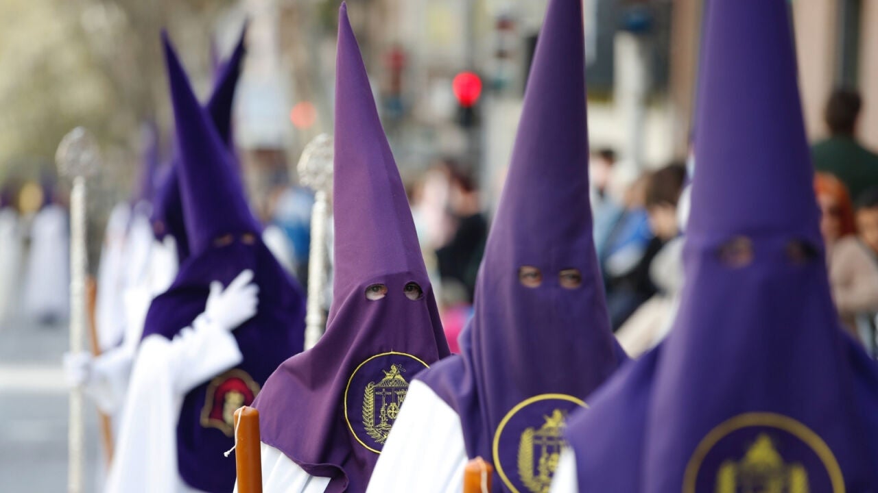 ¿Cuál es el origen del capirote que llevan los nazarenos en Semana Santa