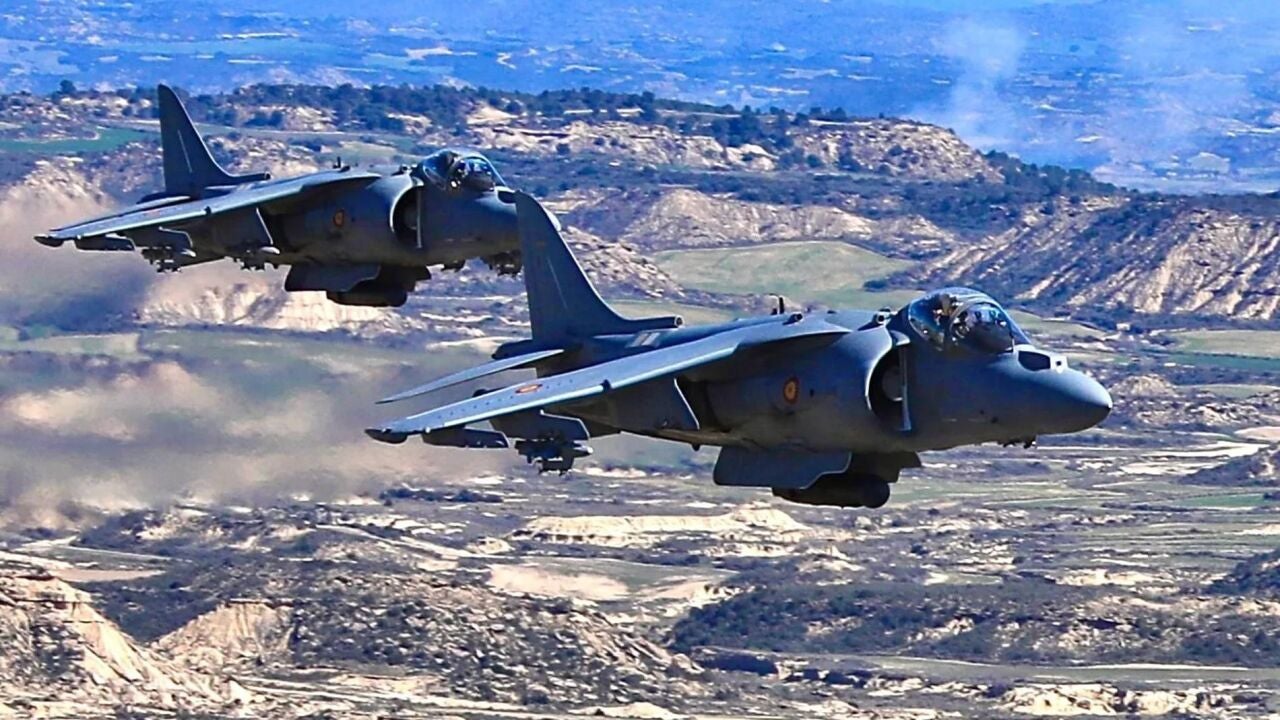 Así es el Harrier AV8B+, el avión de combate que España 'prolongará ...