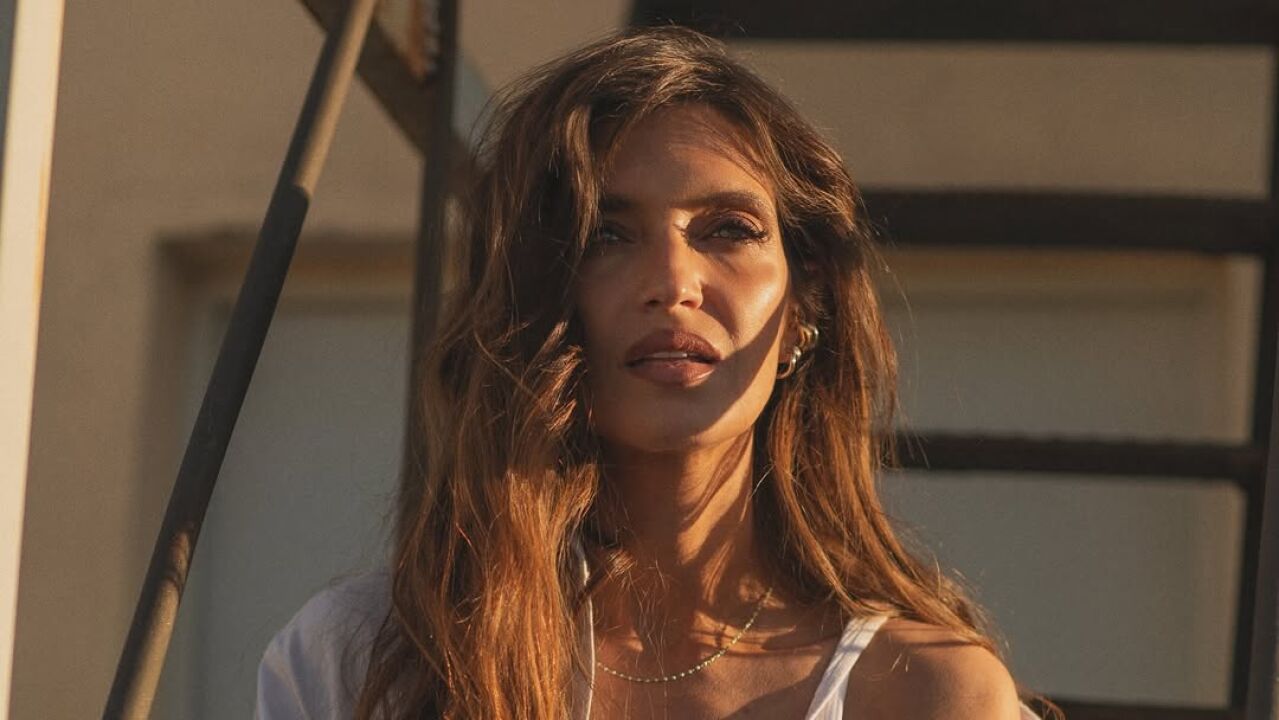 Lily philips free video this girl is no difficult to please