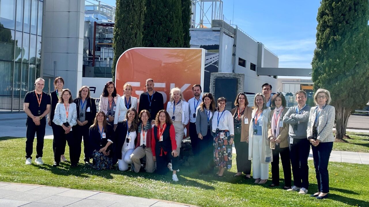 GSK reúne a 12 organizaciones de pacientes en su planta de Aranda de ...